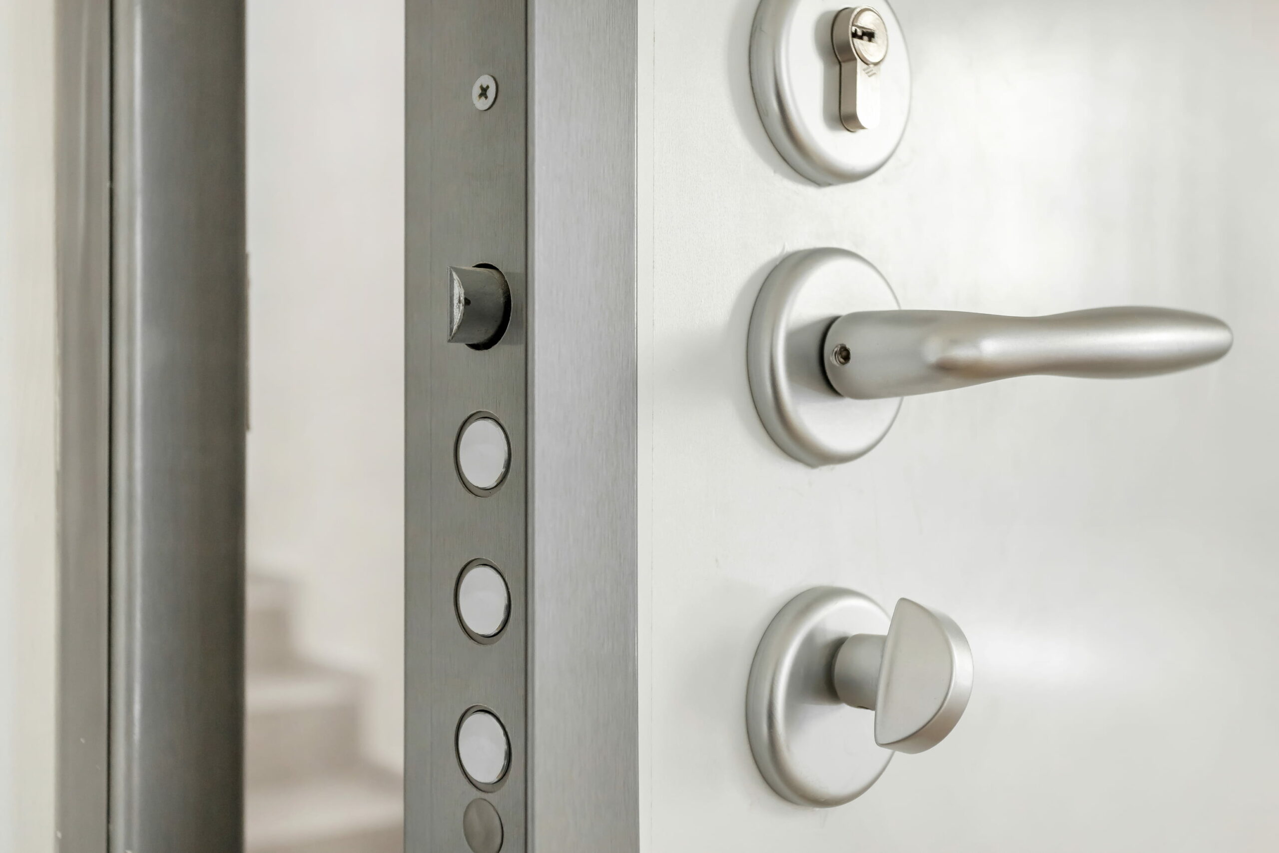 Améliorer la sécurité de votre maison avec une porte d'entrée ...